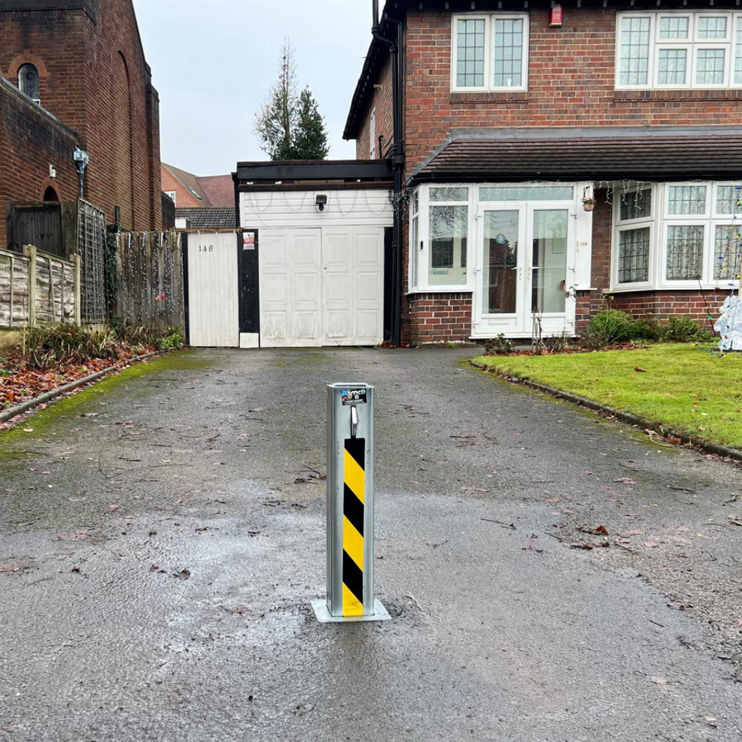 Heavy-Duty Telescopic Security Post | Vehicle Theft Deterrent | Ramco ...