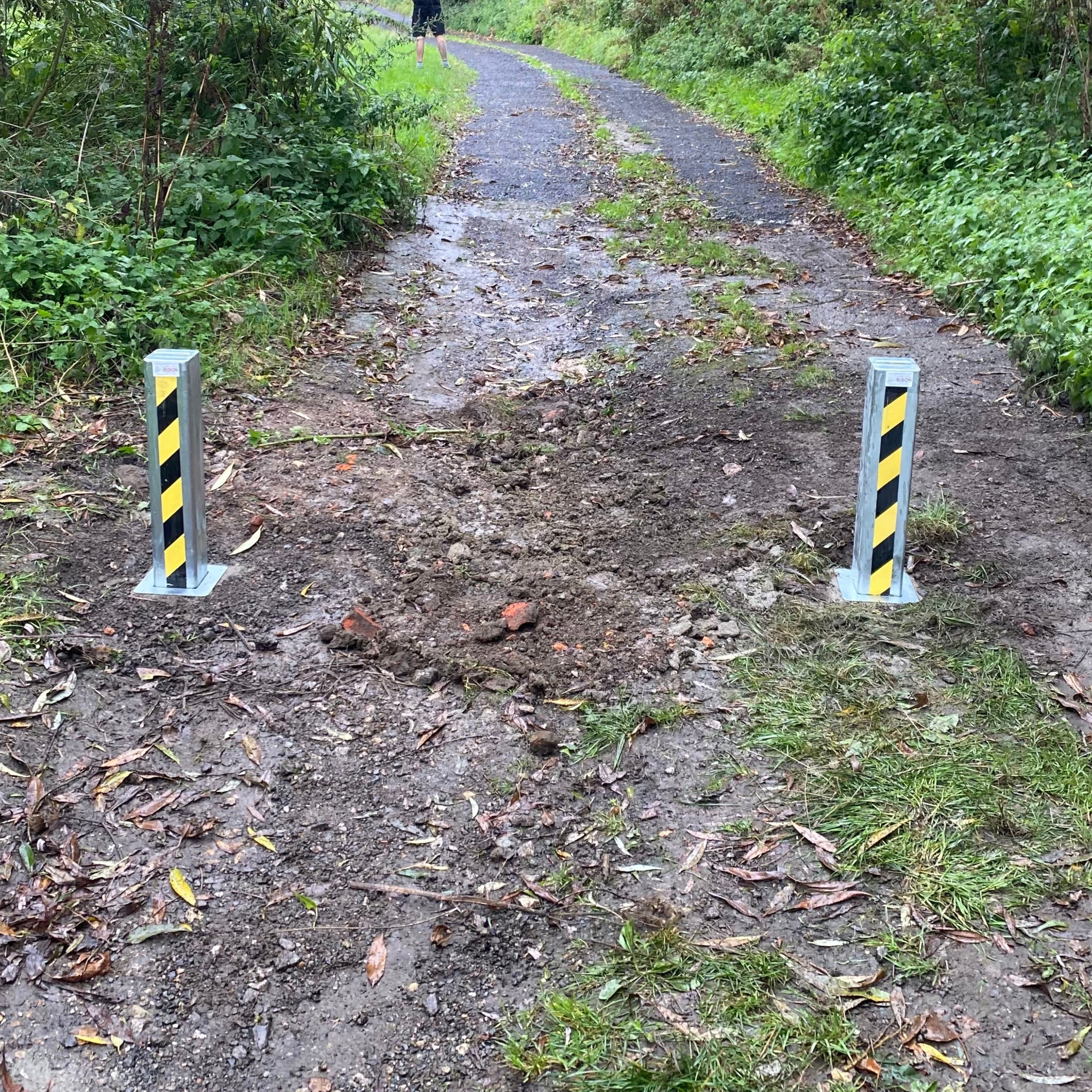 Telescopic 100 Driveway Security Post with Padlock — Bison Products